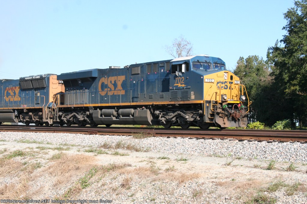 CSX 702
